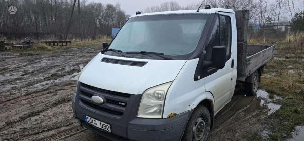 Balts Ford Transit 2006 Viļņa, ar dzinēja tilpumu 2.20 L un nobraukumu 227 tūkst. km par 2000 €, foto 2 vietnē AUTOMOTO.COM.LV