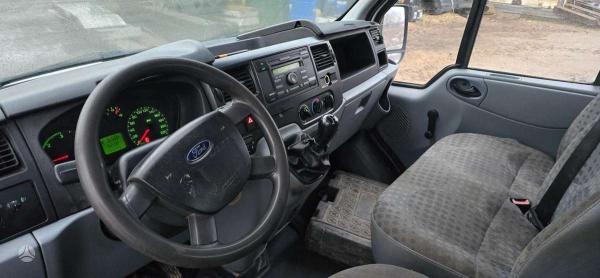 Balts Ford Transit 2006 Viļņa, ar dzinēja tilpumu 2.20 L un nobraukumu 227 tūkst. km par 2000 €, foto 6 vietnē AUTOMOTO.COM.LV