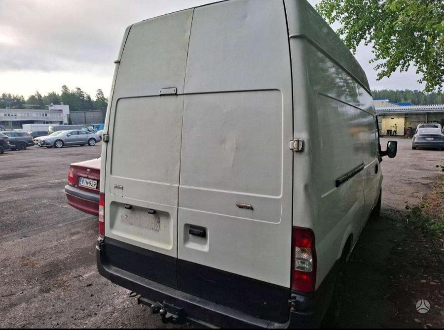 Balts Ford Transit 2006 Klaipėda, ar dzinēja tilpumu 2.20 L un nobraukumu 310 tūkst. km par 1200 €, foto 4 vietnē AUTOMOTO.COM.LV