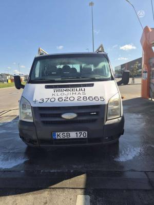 Balts Ford Transit 2006 Klaipėda, ar dzinēja tilpumu 2.40 L un nobraukumu 345 tūkst. km par 3500 €, foto  vietnē AUTOMOTO.COM.LV
