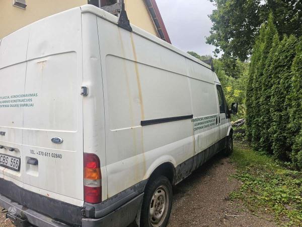 White Ford Transit 2006 in Klaipeda, with an engine capacity of 2.00 L and mileage of 270 thousand km for 1500 €, photo 4 on AUTOMOTO.COM.LV