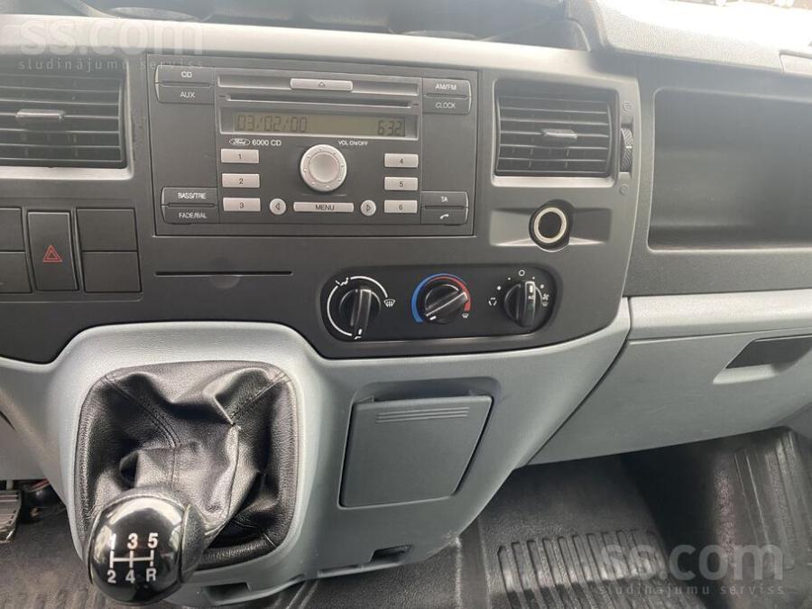 Balts Ford Transit 2007 Rīga, ar dzinēja tilpumu 2.20 L un nobraukumu 0 tūkst. km par 3950 €, foto 7 vietnē AUTOMOTO.COM.LV