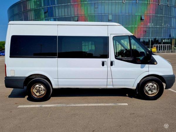 Balts Ford Transit 2007 Šauļi, ar dzinēja tilpumu 2.40 L un nobraukumu 290 tūkst. km par 6500 €, foto 5 vietnē AUTOMOTO.COM.LV