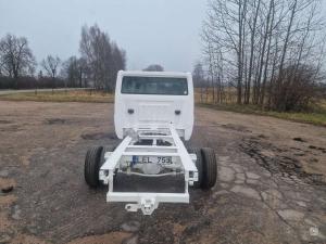 White Ford Transit 2007 in Taurage, with an engine capacity of 2.40 L and mileage of 150 thousand km for 5400 €, photo 7 on AUTOMOTO.COM.LV