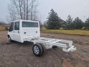 White Ford Transit 2007 in Taurage, with an engine capacity of 2.40 L and mileage of 150 thousand km for 5400 €, photo 8 on AUTOMOTO.COM.LV