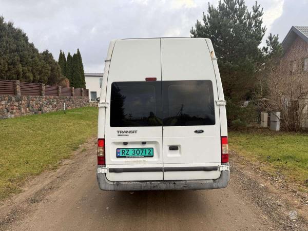 White Ford Transit 2007 in Klaipeda, with an engine capacity of 2.40 L and mileage of 195 thousand km for 2800 €, photo 5 on AUTOMOTO.COM.LV