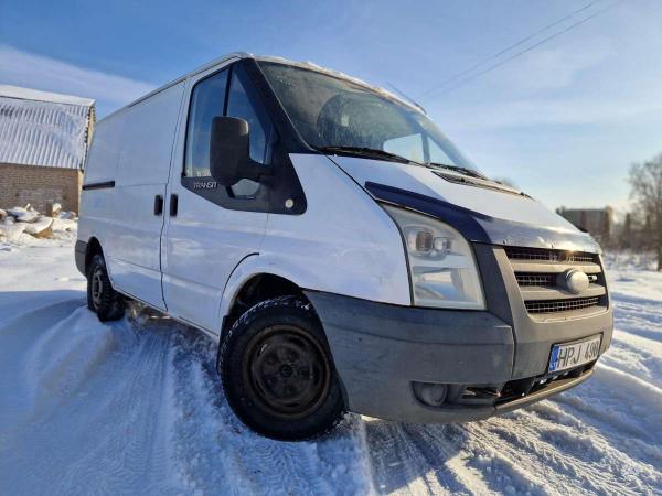 White Ford Transit 2007 in Vilnius, with an engine capacity of 2.20 L and mileage of 279 thousand km for 1400 €, photo 3 on AUTOMOTO.COM.LV
