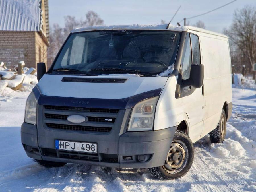 Balts Ford Transit 2007 Viļņa, ar dzinēja tilpumu 2.20 L un nobraukumu 279 tūkst. km par 1400 €, foto 4 vietnē AUTOMOTO.COM.LV