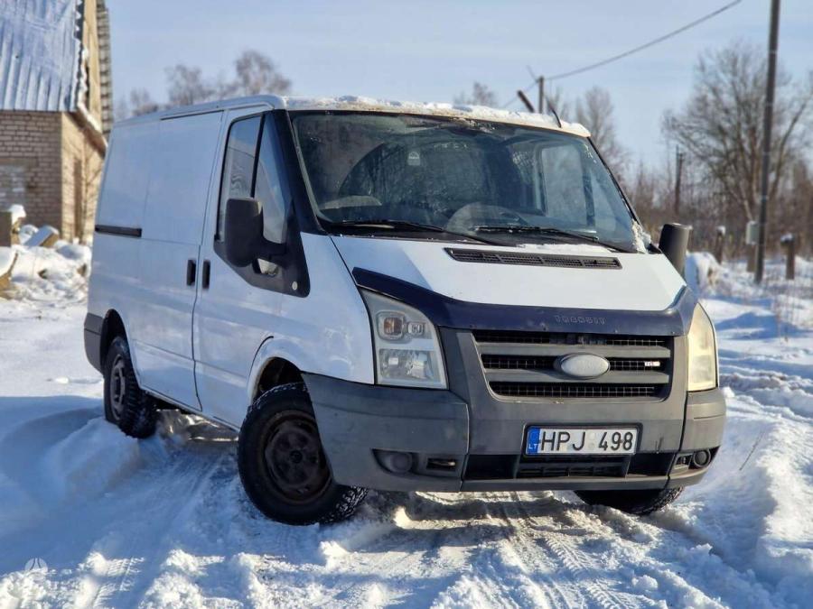 Balts Ford Transit 2007 Viļņa, ar dzinēja tilpumu 2.20 L un nobraukumu 279 tūkst. km par 1400 €, foto 9 vietnē AUTOMOTO.COM.LV