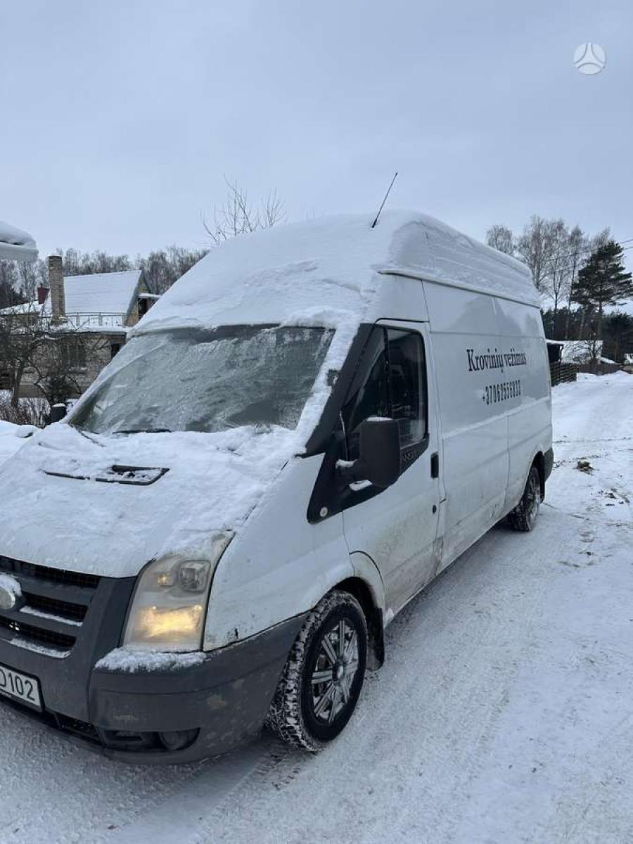 White Ford Transit 2007 in Mazeikiai, with an engine capacity of 2.20 L and mileage of 189 thousand km for 2400 €, photo 1 on AUTOMOTO.COM.LV