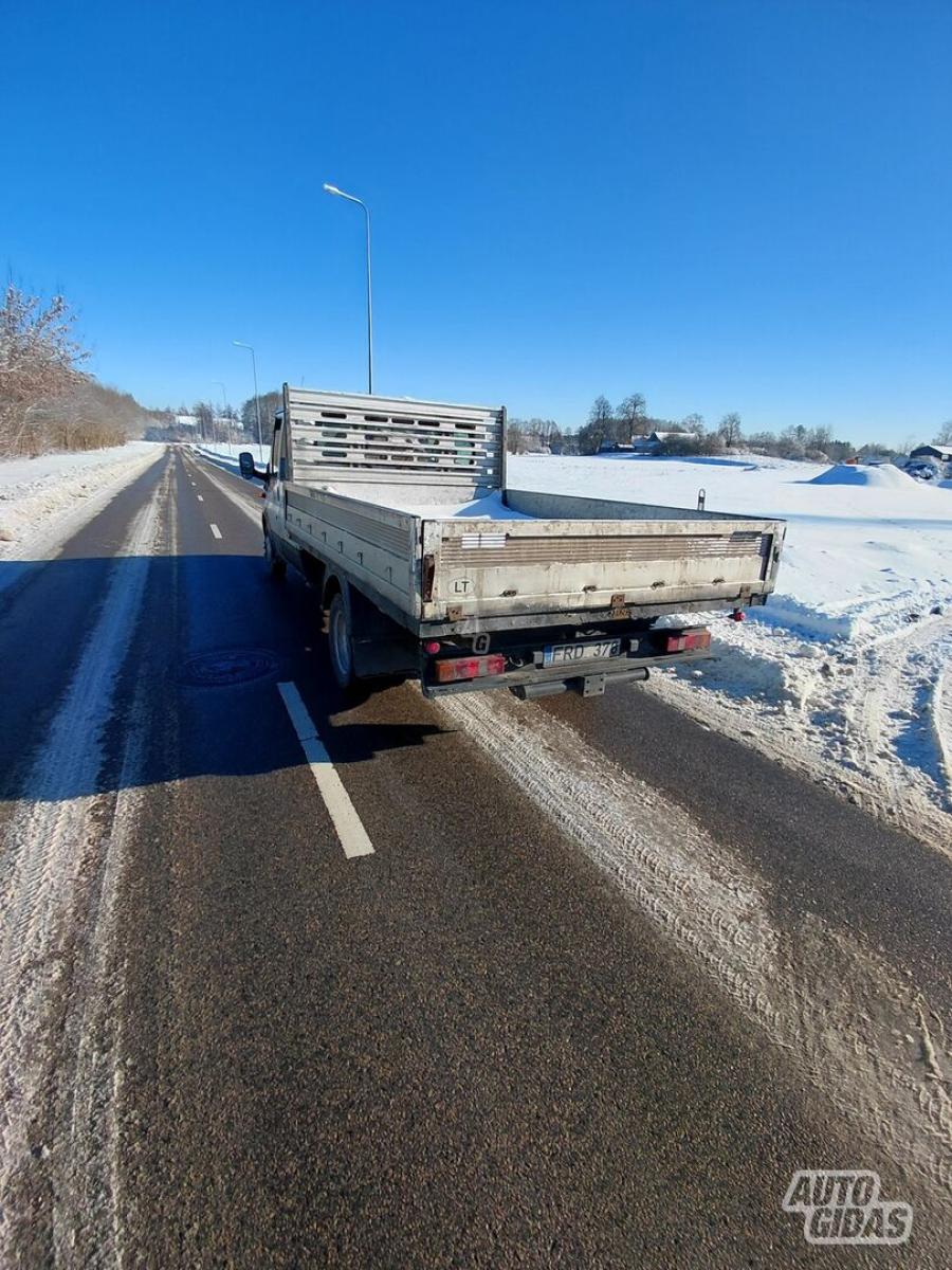 Белый Форд Транзит 2007 в Алитус, объемом двигателя 2.40 л и пробегом 400 тыс. км за 3300 €, фото 6 на AUTOMOTO.COM.LV