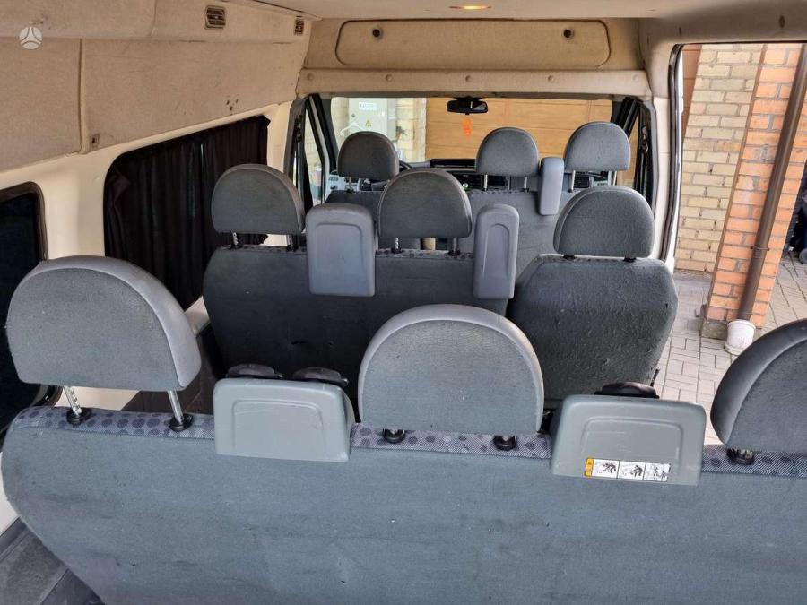 White Ford Transit 2007 in Siauliai, with an engine capacity of 2.40 L and mileage of 293 thousand km for 6500 €, photo 24 on AUTOMOTO.COM.LV