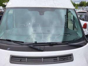 Balts Ford Transit 2007 Kauņa, ar dzinēja tilpumu 2.19 L un nobraukumu 295 tūkst. km par 1950 €, foto 18 vietnē AUTOMOTO.COM.LV
