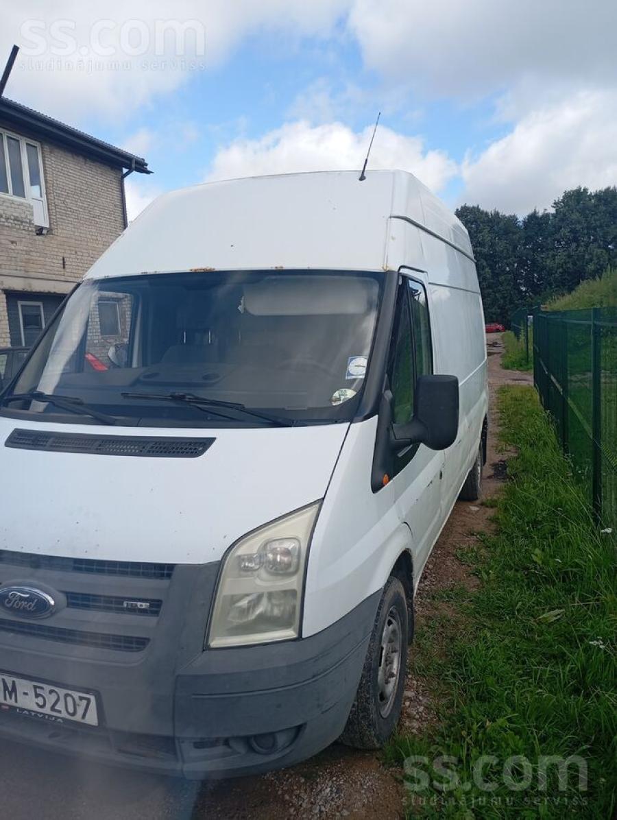 Balts Ford Transit 2007 Talsi, ar dzinēja tilpumu 2.20 L un nobraukumu 380 tūkst. km par 1200 €, foto 3 vietnē AUTOMOTO.COM.LV