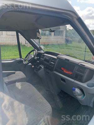 Balts Ford Transit 2007 Talsi, ar dzinēja tilpumu 2.20 L un nobraukumu 380 tūkst. km par 1200 €, foto 4 vietnē AUTOMOTO.COM.LV