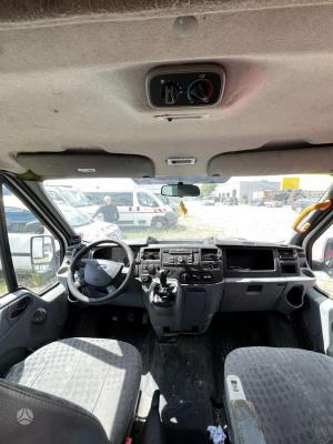 Balts Ford Transit 2007 Jonava, ar dzinēja tilpumu 2.20 L un nobraukumu 470 tūkst. km par 2100 €, foto 8 vietnē AUTOMOTO.COM.LV
