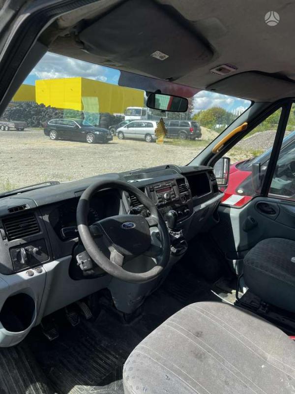 Balts Ford Transit 2007 Jonava, ar dzinēja tilpumu 2.20 L un nobraukumu 470 tūkst. km par 2100 €, foto 10 vietnē AUTOMOTO.COM.LV