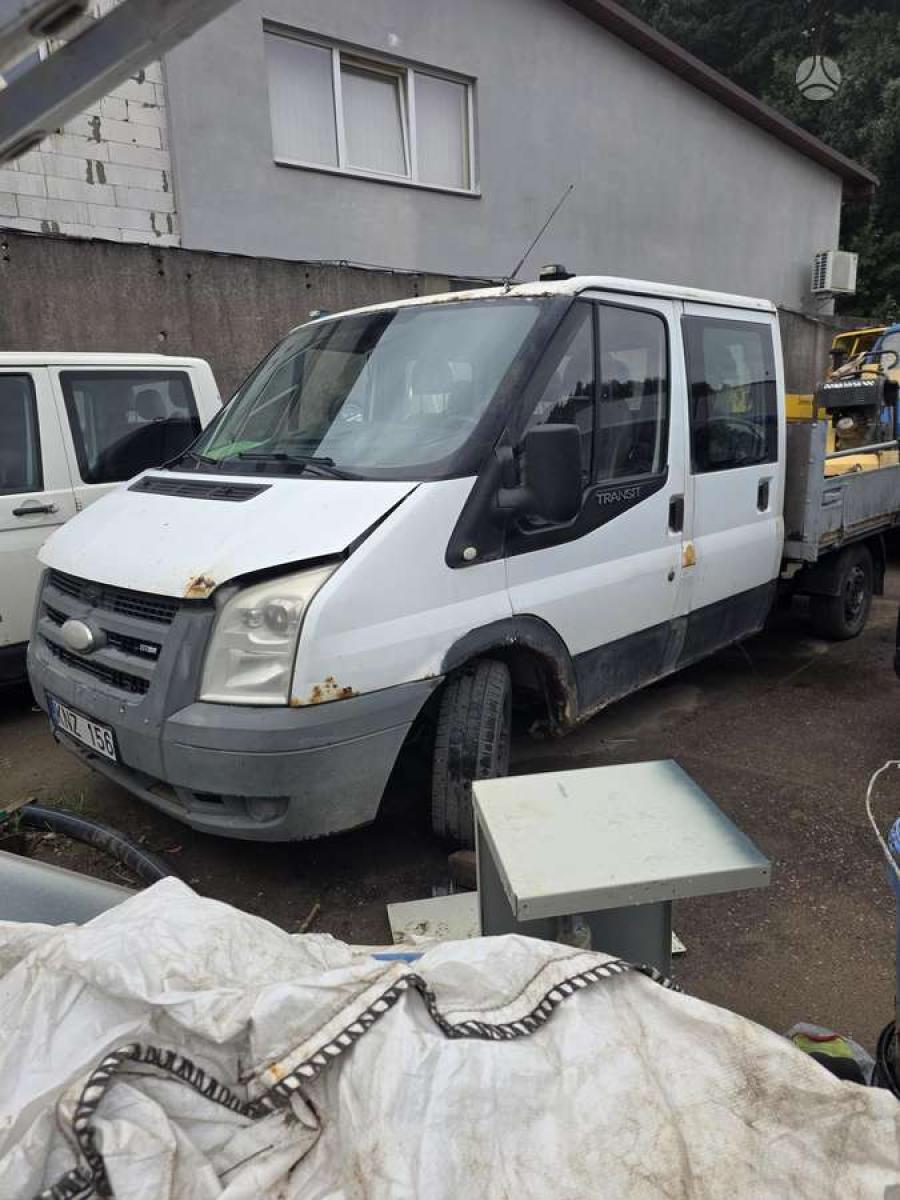 Balts Ford Transit 2007 Viļņa, ar dzinēja tilpumu 0.00 L un nobraukumu 400 tūkst. km par 1800 €, foto 1 vietnē AUTOMOTO.COM.LV