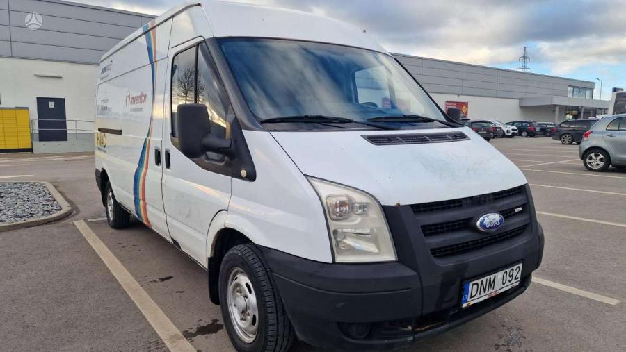 Balts Ford Transit 2008 Kauņa, ar dzinēja tilpumu 2.20 L un nobraukumu 196 tūkst. km par 3390 €, foto 4 vietnē AUTOMOTO.COM.LV