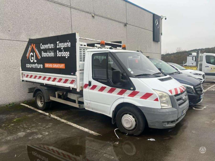 White Ford Transit 2008 in Vilnius, with an engine capacity of 2.40 L and mileage of 87 thousand km for 10500 €, photo 1 on AUTOMOTO.COM.LV