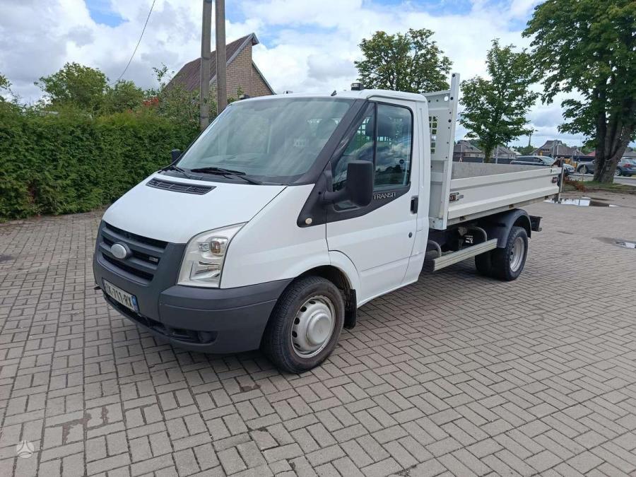 Balts Ford Transit 2008 Tauragė, ar dzinēja tilpumu 2.40 L un nobraukumu 144 tūkst. km par 7800 €, foto 9 vietnē AUTOMOTO.COM.LV