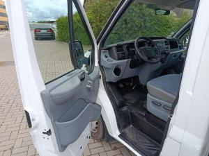 Balts Ford Transit 2008 Tauragė, ar dzinēja tilpumu 2.40 L un nobraukumu 144 tūkst. km par 7800 €, foto 15 vietnē AUTOMOTO.COM.LV
