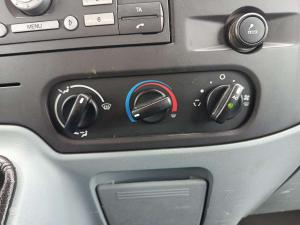 Balts Ford Transit 2008 Tauragė, ar dzinēja tilpumu 2.40 L un nobraukumu 144 tūkst. km par 7800 €, foto 21 vietnē AUTOMOTO.COM.LV