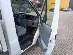 Balts Ford Transit 2008 Tauragė, ar dzinēja tilpumu 2.40 L un nobraukumu 144 tūkst. km par 7800 €, foto 22 vietnē AUTOMOTO.COM.LV