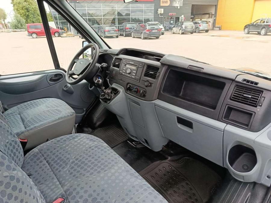 Balts Ford Transit 2008 Tauragė, ar dzinēja tilpumu 2.40 L un nobraukumu 144 tūkst. km par 7800 €, foto 23 vietnē AUTOMOTO.COM.LV