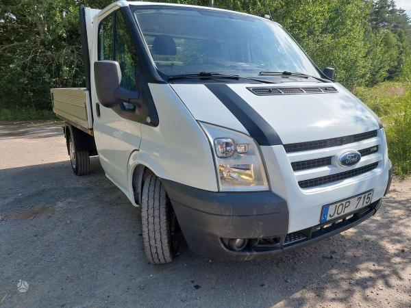 White Ford Transit 2008 in Klaipeda, with an engine capacity of 2.20 L and mileage of 256 thousand km for 4999 €, photo 3 on AUTOMOTO.COM.LV