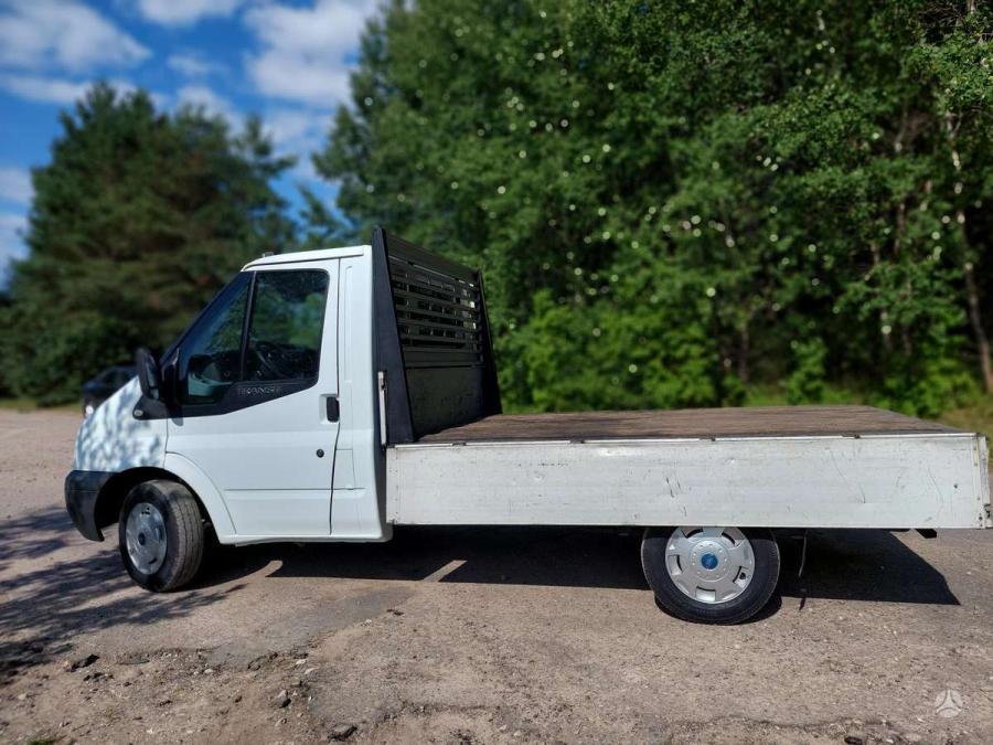 Balts Ford Transit 2008 Klaipėda, ar dzinēja tilpumu 2.20 L un nobraukumu 256 tūkst. km par 4999 €, foto 8 vietnē AUTOMOTO.COM.LV