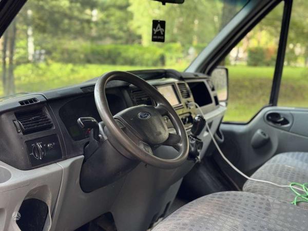 Balts Ford Transit 2008 Radviliškis, ar dzinēja tilpumu 2.20 L un nobraukumu 380 tūkst. km par 2450 €, foto 10 vietnē AUTOMOTO.COM.LV