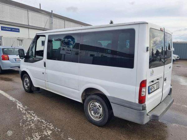 Ford Transit 2008 TauragÄ vietnÄ Balts Ford Transit 2008 TauragÄ, ar dzinÄja tilpumu 2.20 L un nobraukumu 240 tÅ«kst. km par 3600 ā¬, foto 7 vietnÄ AUTOMOTO.COM.LV