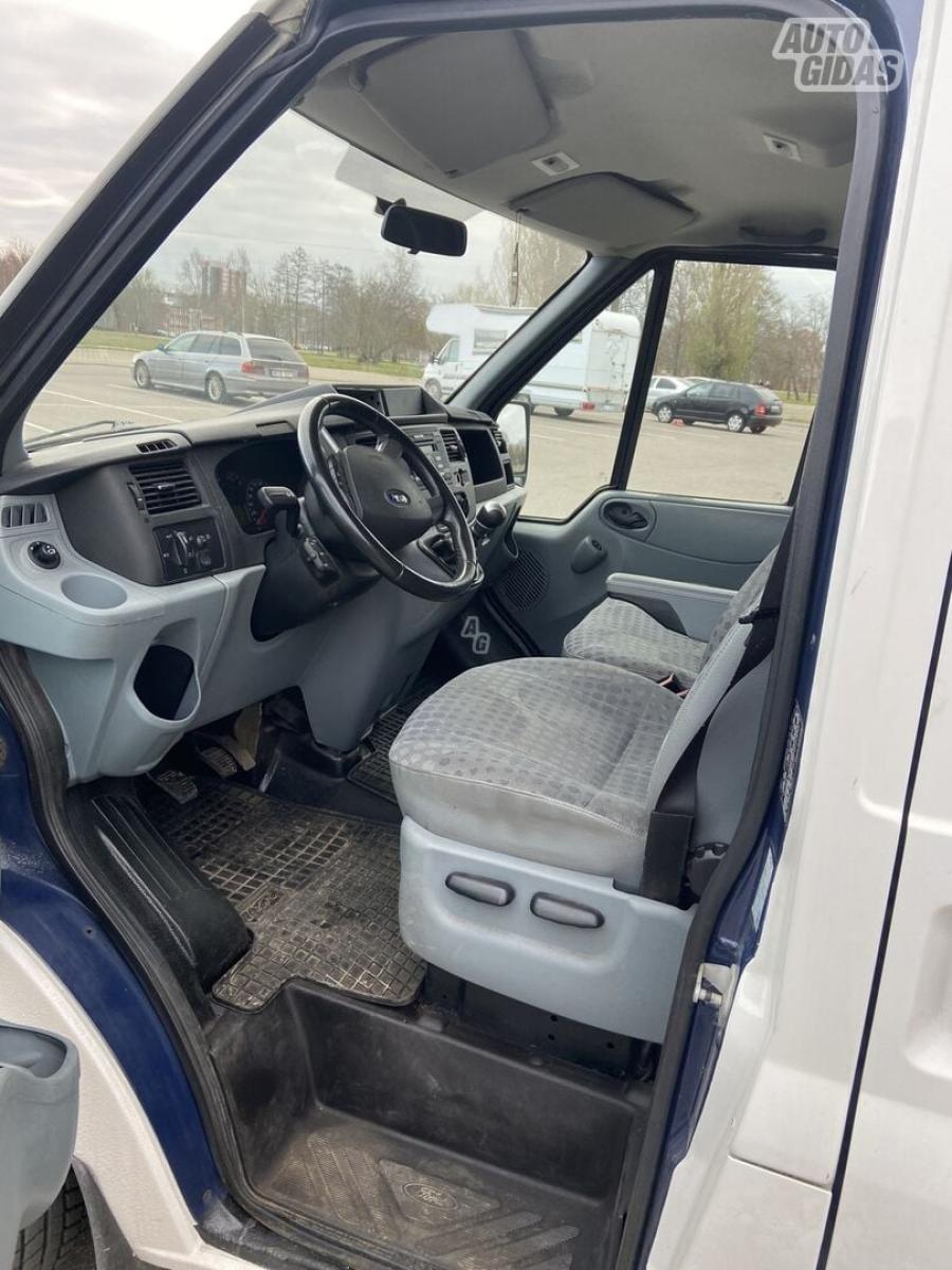 White Ford Transit 2008 in Klaipeda, with an engine capacity of 2.20 L and mileage of 160 thousand km for 1600 €, photo 1 on AUTOMOTO.COM.LV
