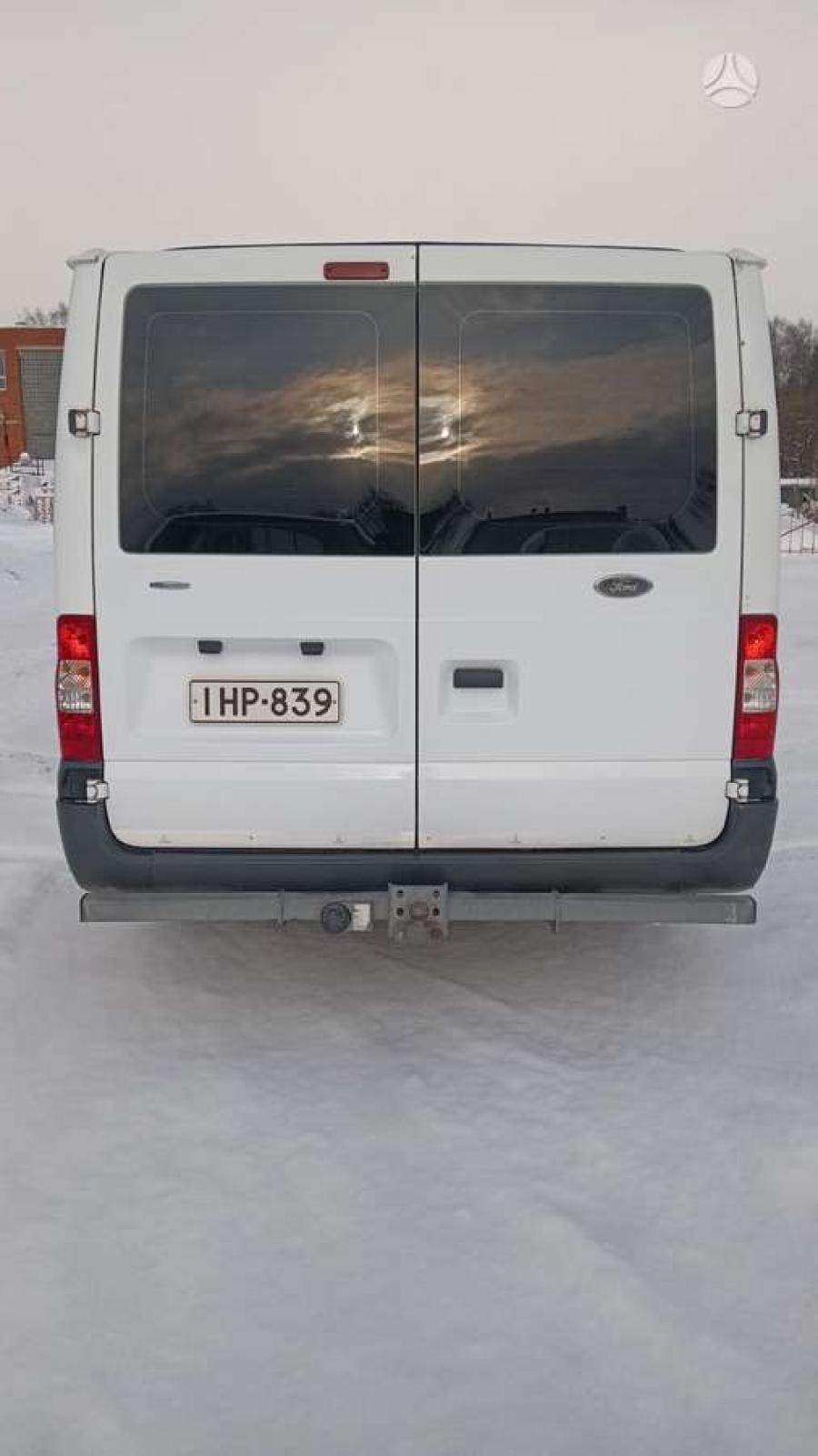 White Ford Transit 2009 in Radviliskis, with an engine capacity of 2.19 L and mileage of 274 thousand km for 3400 €, photo 4 on AUTOMOTO.COM.LV