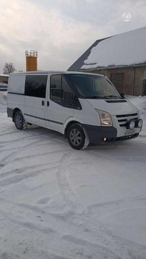 White Ford Transit 2009 in Radviliskis, with an engine capacity of 2.19 L and mileage of 274 thousand km for 3400 €, photo 7 on AUTOMOTO.COM.LV