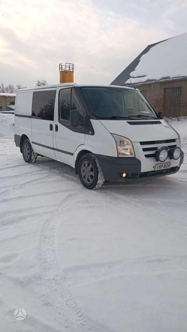 White Ford Transit 2009 in Radviliskis, with an engine capacity of 2.19 L and mileage of 274 thousand km for 3400 €, photo 9 on AUTOMOTO.COM.LV