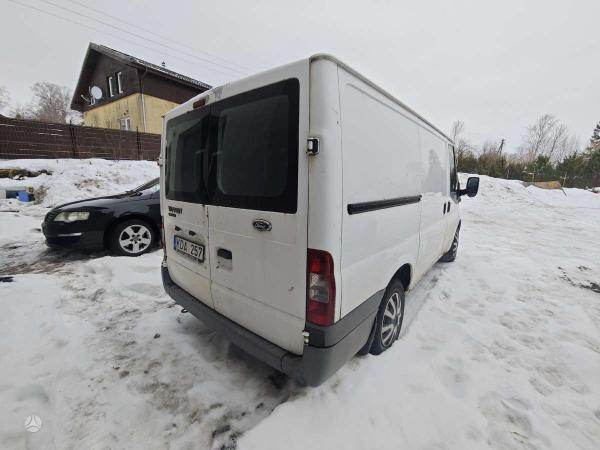 Balts Ford Transit 2009 Klaipėda, ar dzinēja tilpumu 2.20 L un nobraukumu 219 tūkst. km par 2500 €, foto 6 vietnē AUTOMOTO.COM.LV