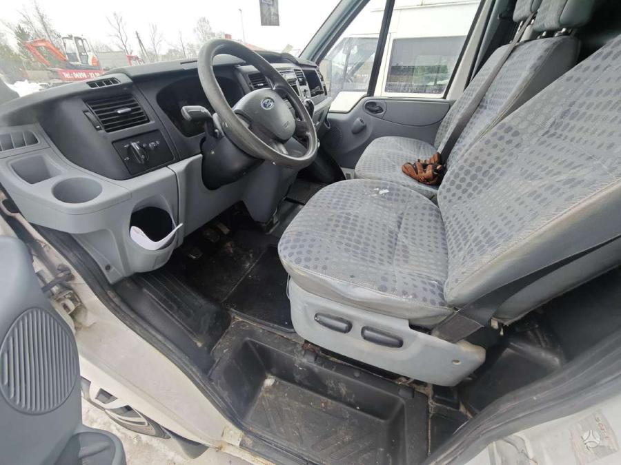 Balts Ford Transit 2009 Klaipėda, ar dzinēja tilpumu 2.20 L un nobraukumu 219 tūkst. km par 2500 €, foto 10 vietnē AUTOMOTO.COM.LV