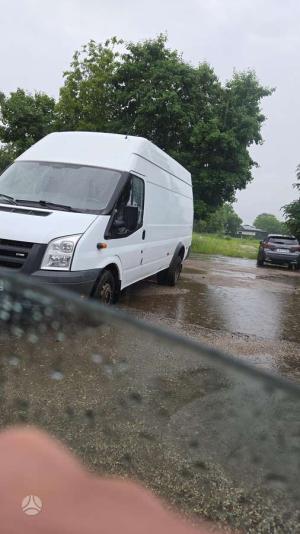 Balts Ford Transit 2009 Viļņa, ar dzinēja tilpumu 2.40 L un nobraukumu 286 tūkst. km par 4700 €, foto 3 vietnē AUTOMOTO.COM.LV