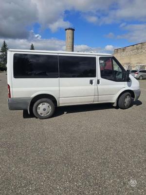 Balts Ford Transit 2009 Plungė, ar dzinēja tilpumu 2.20 L un nobraukumu 230 tūkst. km par 3500 €, foto 3 vietnē AUTOMOTO.COM.LV