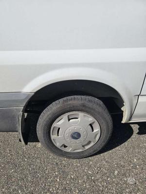 Balts Ford Transit 2009 Plungė, ar dzinēja tilpumu 2.20 L un nobraukumu 230 tūkst. km par 3500 €, foto 7 vietnē AUTOMOTO.COM.LV