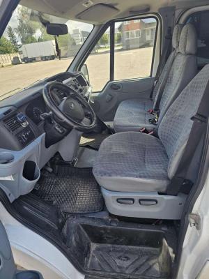 Balts Ford Transit 2009 Plungė, ar dzinēja tilpumu 2.20 L un nobraukumu 230 tūkst. km par 3500 €, foto 8 vietnē AUTOMOTO.COM.LV