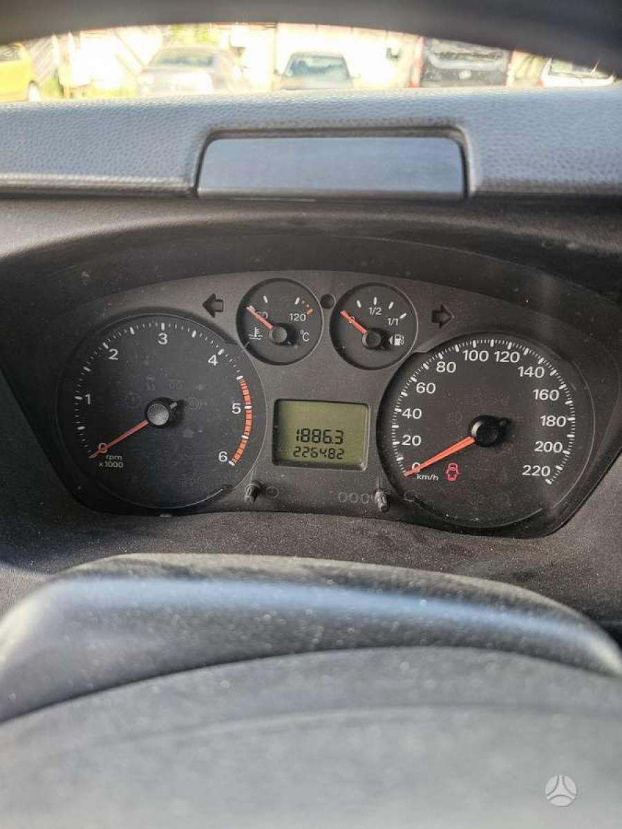 Balts Ford Transit 2009 Plungė, ar dzinēja tilpumu 2.20 L un nobraukumu 230 tūkst. km par 3500 €, foto 10 vietnē AUTOMOTO.COM.LV
