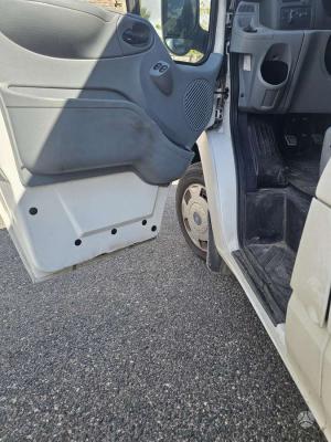 Balts Ford Transit 2009 Plungė, ar dzinēja tilpumu 2.20 L un nobraukumu 230 tūkst. km par 3500 €, foto 11 vietnē AUTOMOTO.COM.LV