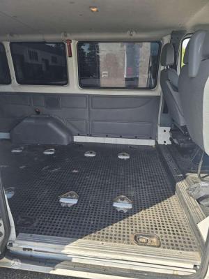 Balts Ford Transit 2009 Plungė, ar dzinēja tilpumu 2.20 L un nobraukumu 230 tūkst. km par 3500 €, foto 13 vietnē AUTOMOTO.COM.LV