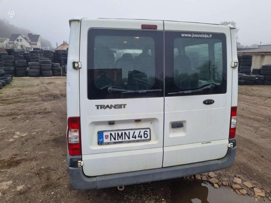 White Ford Transit 2010 in Kaunas, with an engine capacity of 2.20 L and mileage of 390 thousand km for 1400 €, photo 4 on AUTOMOTO.COM.LV