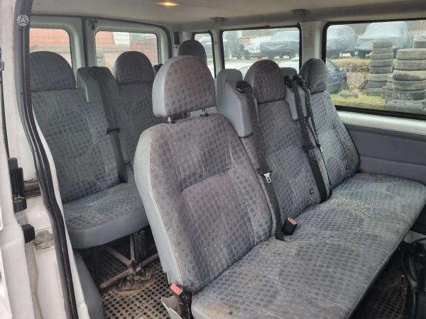 Balts Ford Transit 2010 Kauņa, ar dzinēja tilpumu 2.20 L un nobraukumu 390 tūkst. km par 1400 €, foto 7 vietnē AUTOMOTO.COM.LV