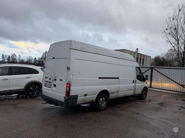 Balts Ford Transit 2010 Kauņa, ar dzinēja tilpumu 2.40 L un nobraukumu 381 tūkst. km par 2300 €, foto 3 vietnē AUTOMOTO.COM.LV