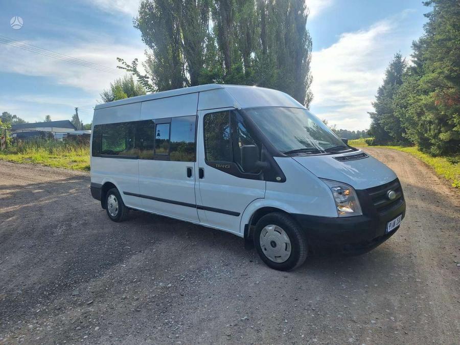 Balts Ford Transit 2010 Tauragė, ar dzinēja tilpumu 2.20 L un nobraukumu 210 tūkst. km par 5500 €, foto 3 vietnē AUTOMOTO.COM.LV